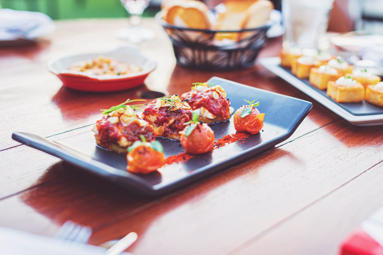 The 7 best brunches in Dubai - AS VIP Design