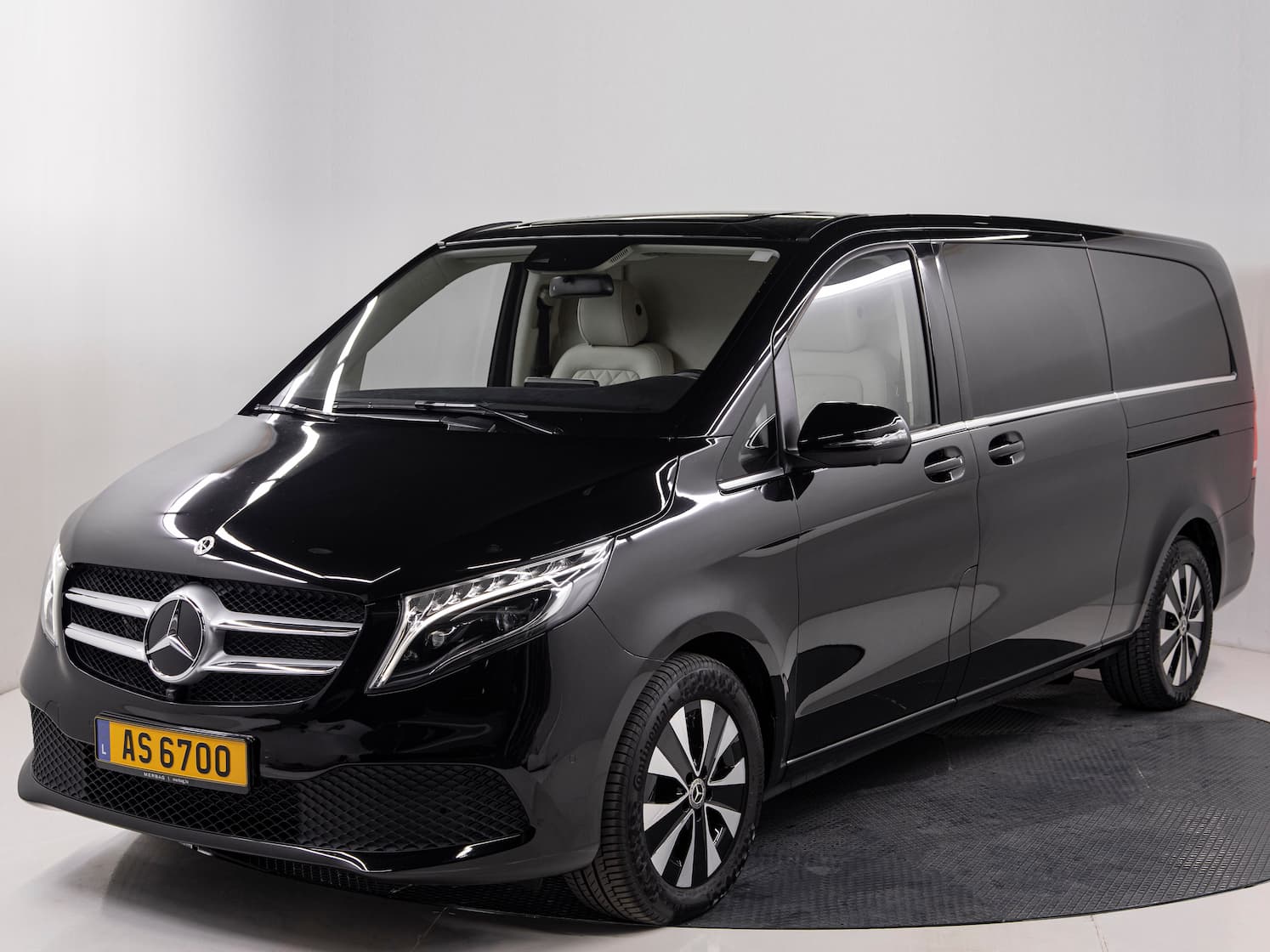 Mercedes Benz V Class Gucci (White) Car with driver - AS VIP Design